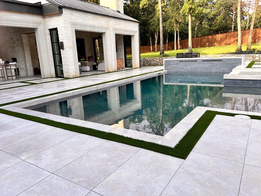 PLATINUM POOLS & OUTDOOR LIVING - Updated November 2024 - 37 Photos ...