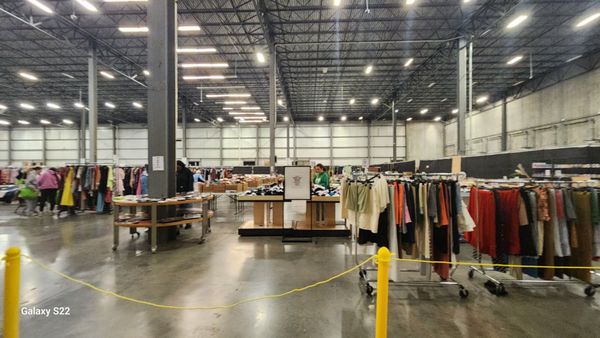 RETAIL 101 - Updated December 2025 - 36 Photos & 42 Reviews - 20 ...