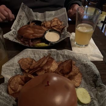 MADISON BREWING COMPANY PUB & RESTAURANT - Updated July 2024 - 347 ...