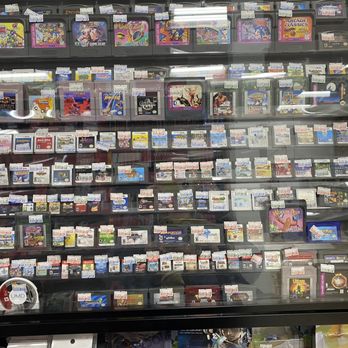 BOOKOFF - RIVERSIDE - Updated August 2025 - 95 Photos & 41 Reviews ...