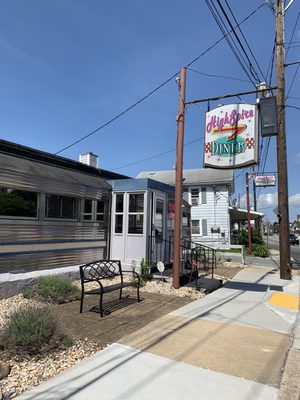 HIGHSPIRE DINER - Updated December 2025 - 57 Photos & 89 Reviews - 255 ...