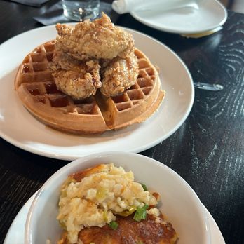 VINTAGE ON RACE - Updated October 2025 - 67 Photos & 29 Reviews - 500 Race St, Cincinnati, Ohio ...