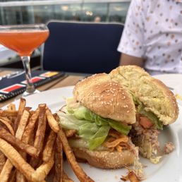 REELHOUSE BOSTON - Updated December 2025 - 415 Photos & 547 Reviews - 6 ...