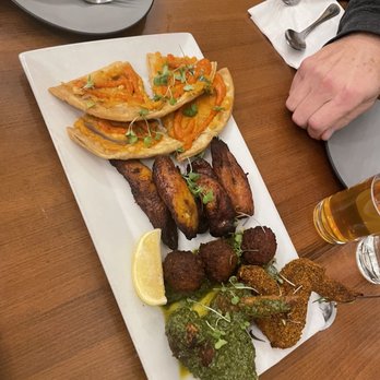 AKADI PDX - 382 Photos & 283 Reviews - 1001 SE Division, Portland ...