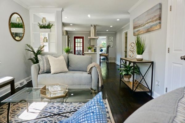 PRODUCTION CONSTRUCTION - Updated October 2025 - 37 Photos - 7413 Six ...