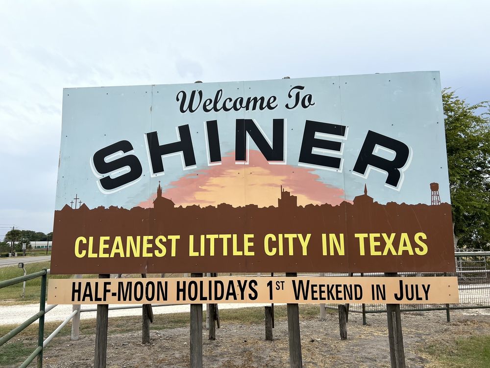 SHINER ANIMAL HOSPITAL - Updated January 2026 - 10 Reviews - 2785 Hwy ...