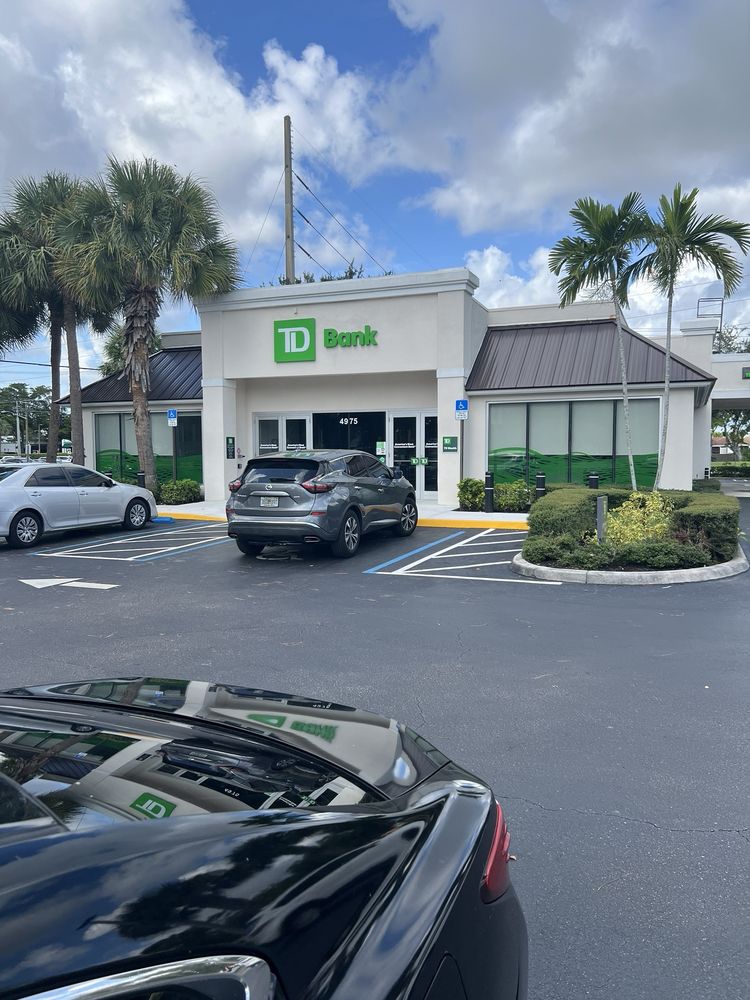 TD BANK - Updated May 2026 - 22 Reviews - 4975 Linton Blvd, Delray ...