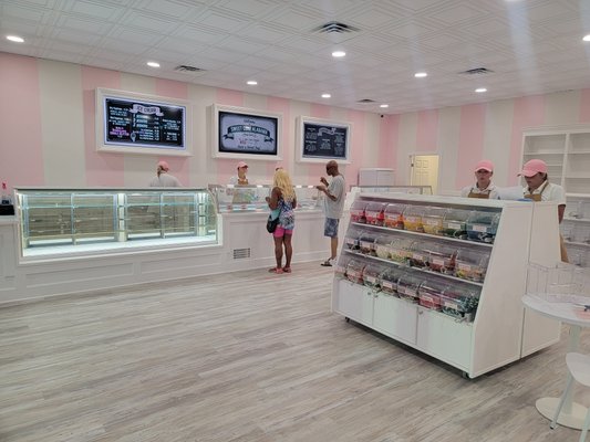 SWEET CONE ALABAMA ICE CREAM - 14 Reviews - 10279 Front Beach Rd ...