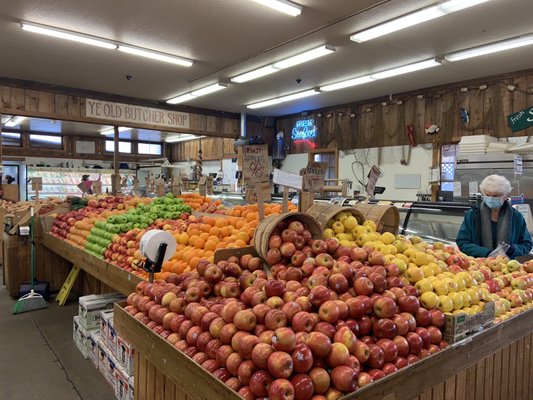 SUNNY FARMS COUNTRY STORE - 53 Photos & 102 Reviews - 261461 Hwy 101 W ...