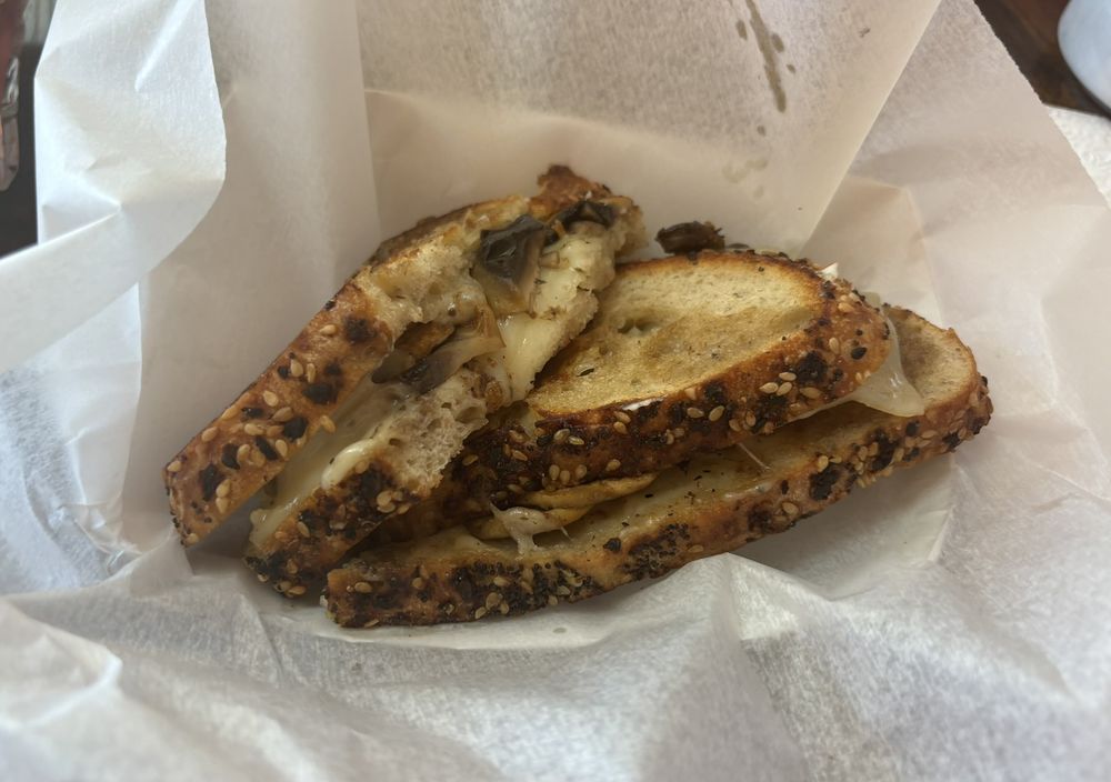 THE GRILLED CHEESE SHOP - Updated March 2025 - 110 W Picacho Ave, Las ...