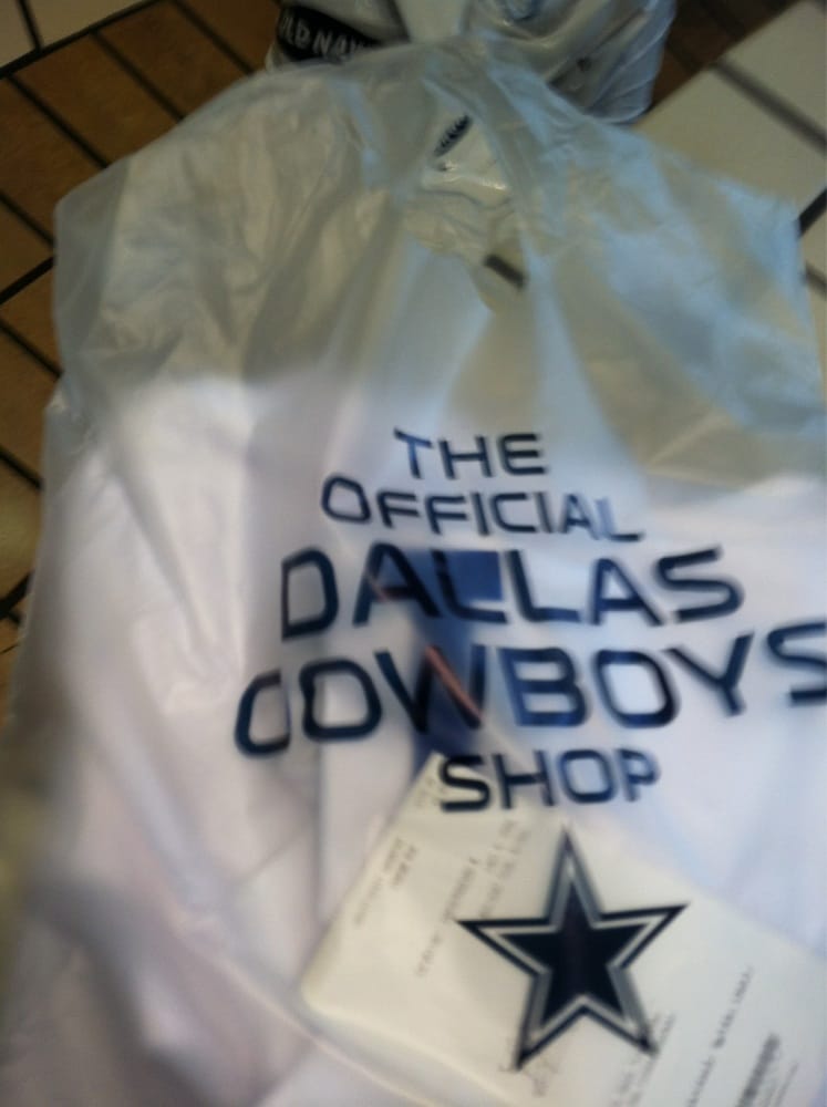 DALLAS COWBOYS PRO SHOP - Updated April 2025 - 6155 Eastex Fwy ...