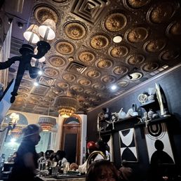 AMINA - Updated January 2026 - 707 Photos & 266 Reviews - 1102 ...