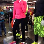 GILROY PREMIUM OUTLETS - Updated February 2025 - 237 Photos & 516 ...