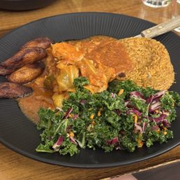 AKADI PDX - Updated January 2026 - 658 Photos & 416 Reviews - 1001 SE ...