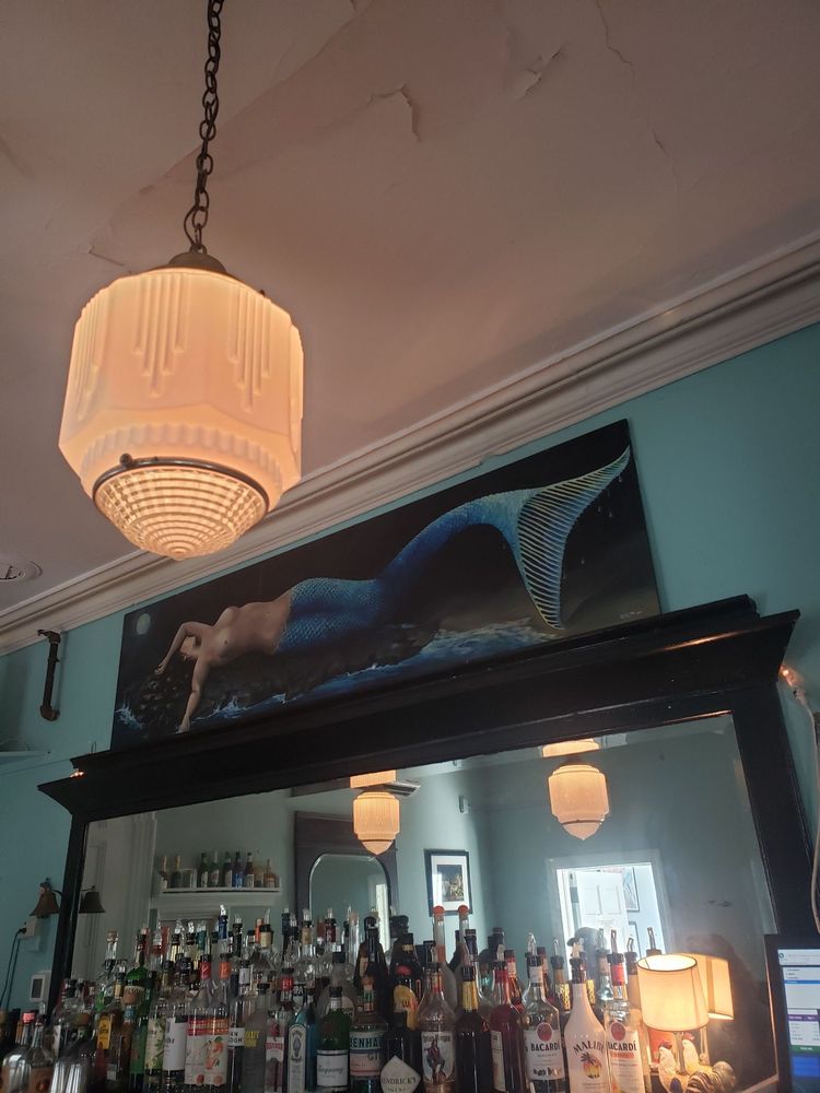 KING EDWARD BAR - Updated July 2024 - 301 Howard St, Cape May, New ...