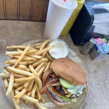 ORCUTT BURGERS - Updated November 2024 - 97 Photos & 258 Reviews - 1771 ...