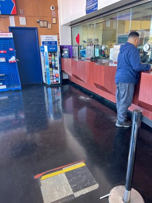 US Post Office, 4040 W Washington Blvd, Los Angeles, CA, Post Offices ...