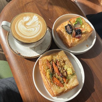 THE UNDERSTUDY COFFEE AND BOOKS - Updated December 2024 - 112 Photos ...