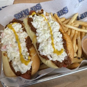 SUP DOGS - Updated July 2025 - 245 Photos & 236 Reviews - 107 E ...