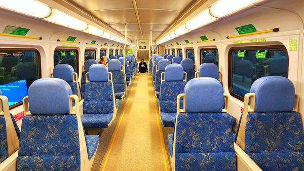 GO TRANSIT - Updated December 2025 - 68 Photos & 118 Reviews - 20 Bay ...