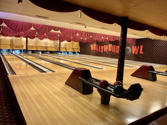 ARSENAL BOWLING LANES - Updated July 2024 - 47 Photos & 156 Reviews ...