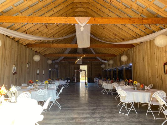 THE BARN AT WILLOW CREEK - Updated December 2025 - 16 Photos - 2414 ...