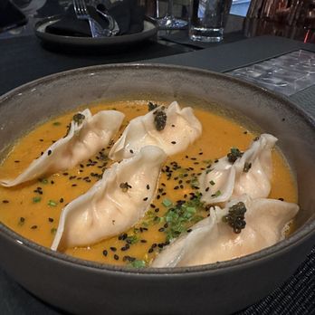 UMBRIA - Updated September 2024 - 115 Photos & 76 Reviews - 250 Hanover ...