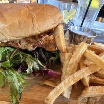 HAWG HEAVEN BBQ & GASTRO PUB - Updated March 2025 - 209 Photos & 127 ...