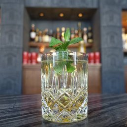 COLD DRINKS BAR - Updated July 2025 - 476 Photos & 225 Reviews - 644 ...