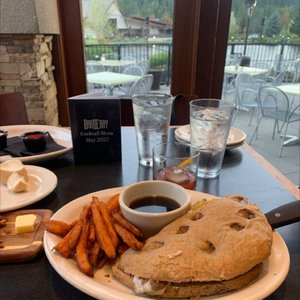 BARDENAY RESTAURANT & DISTILLERY - COEUR D’ALENE - 149 Photos & 400 ...