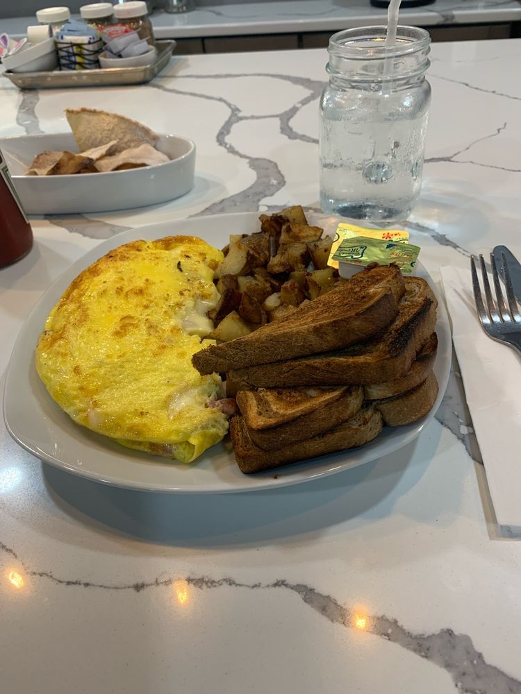 GOURMET BITES CATERING AND CAFE - Updated May 2026 - 23 Photos & 30 ...