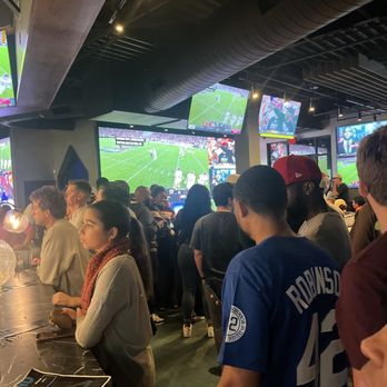 PLATFORM SPORTS - Updated March 2025 - 47 Photos & 34 Reviews - 3216 ...