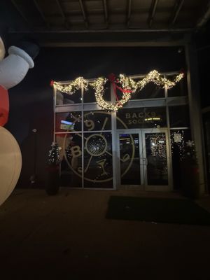 BACK 9 SOCIAL - Updated August 2025 - 83 Photos & 38 Reviews - 805 N ...