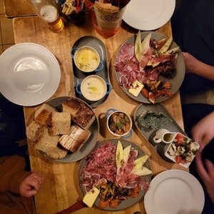 SPOT GATE INN - Hilderstone Road, Stone, Staffordshire, United Kingdom ...