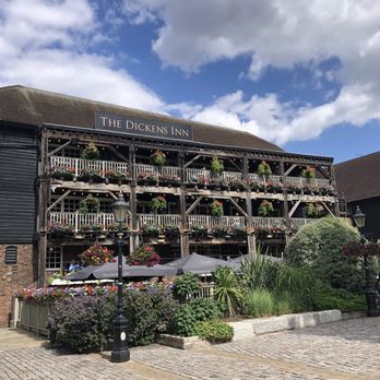 THE DICKENS INN - Updated May 2025 - 120 Photos & 104 Reviews - St ...