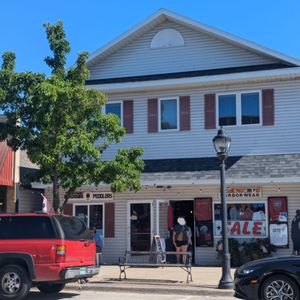 MOOMERS - Updated November 2024 - 325 Photos & 367 Reviews - 7263 N ...