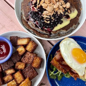 BETTER HALF COFFEE & COCKTAILS - 705 Photos & 488 Reviews - 406 Walsh ...