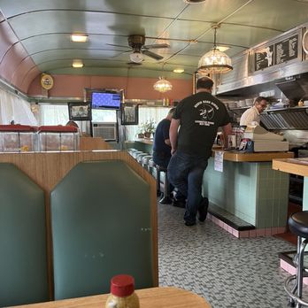 ROBIN HOOD DINER - Updated January 2026 - 51 Photos & 74 Reviews - 640 ...