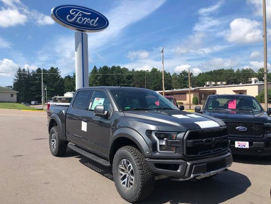 BREAMAN MERRILL FORD - Updated October 2025 - 14 Photos - 1301 N Center ...