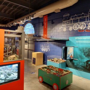 1000 ISLANDS HISTORY MUSEUM - 15 Photos - 125 Water Street, Gananoque ...