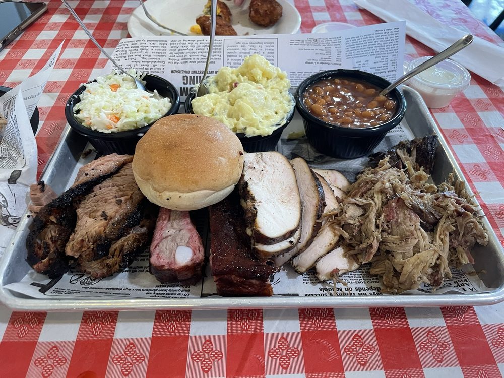 THE BOAR HOUSE AND PIZZA - Updated September 2025 - 34 Photos & 31 ...