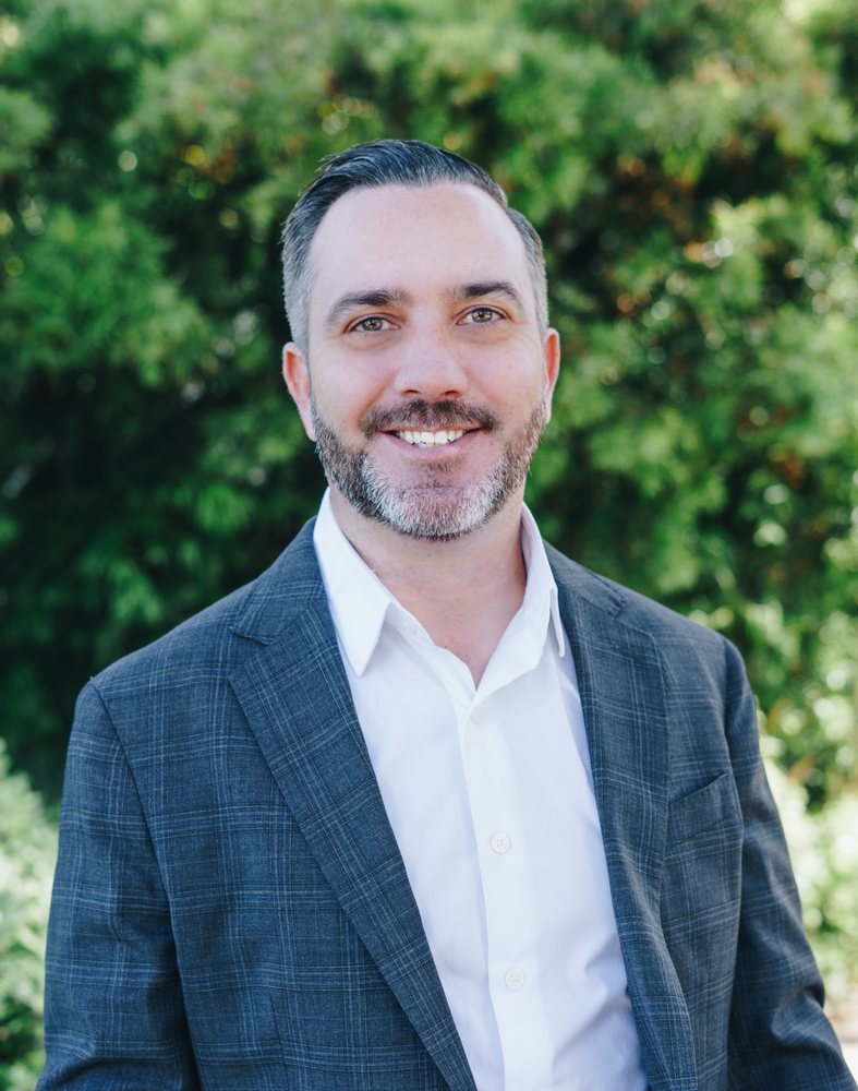 JEFF HINDS - COMPASS REAL ESTATE - Updated July 2025 - 26 Photos & 36 ...