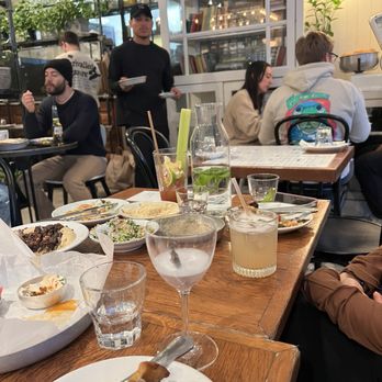 12 CHAIRS CAFE - Updated January 2025 - 736 Photos & 510 Reviews - 342 ...