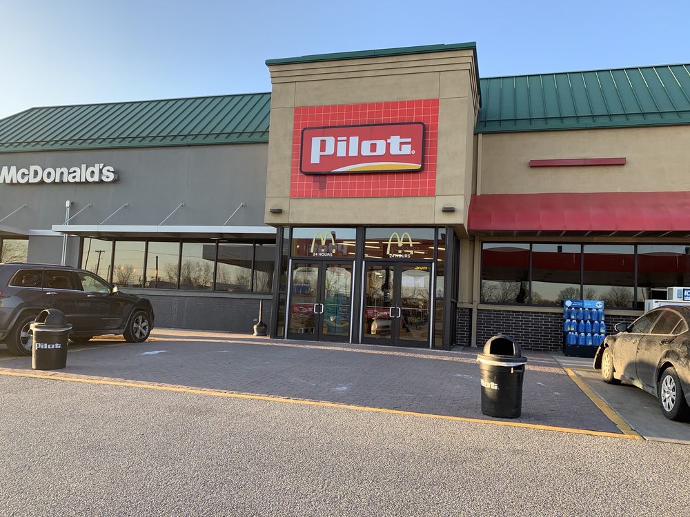 PILOT TRAVEL CENTER - Updated September 2024 - 26 Photos & 22 Reviews ...