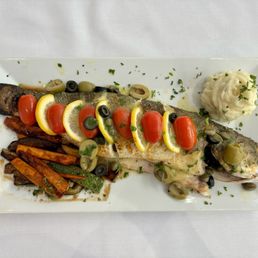 COLONNADE DINER - Updated June 2025 - 103 Photos & 155 Reviews - 2001 ...