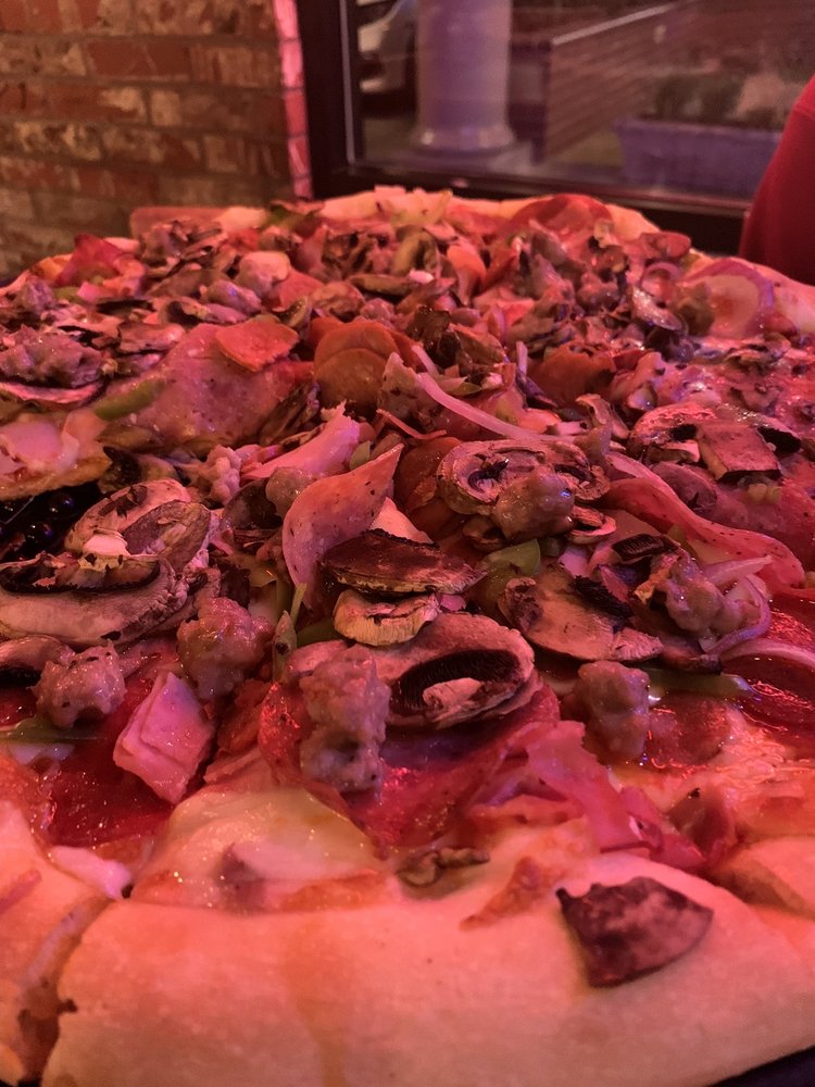 DAVID’S PIZZA - 136 Photos & 332 Reviews - 1744 W Hammer Ln, Stockton ...