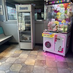 HAPPY DAYS FAMILY PANCAKE HOUSE - Updated July 2025 - 60 Photos & 35 ...