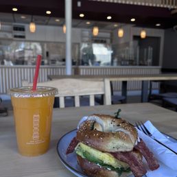 TIGER CAFÉ - Updated July 2024 - 78 Photos & 77 Reviews - 345 Market St ...