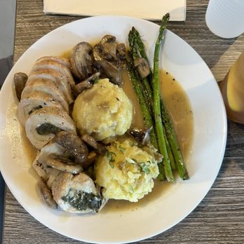UNIQUE BITE EATERY - Updated January 2026 - 273 Photos & 559 Reviews ...