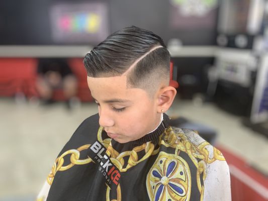 DIAMOND CUTZ - Updated October 2025 - 36 Photos - 8480 S Las Vegas Blvd ...